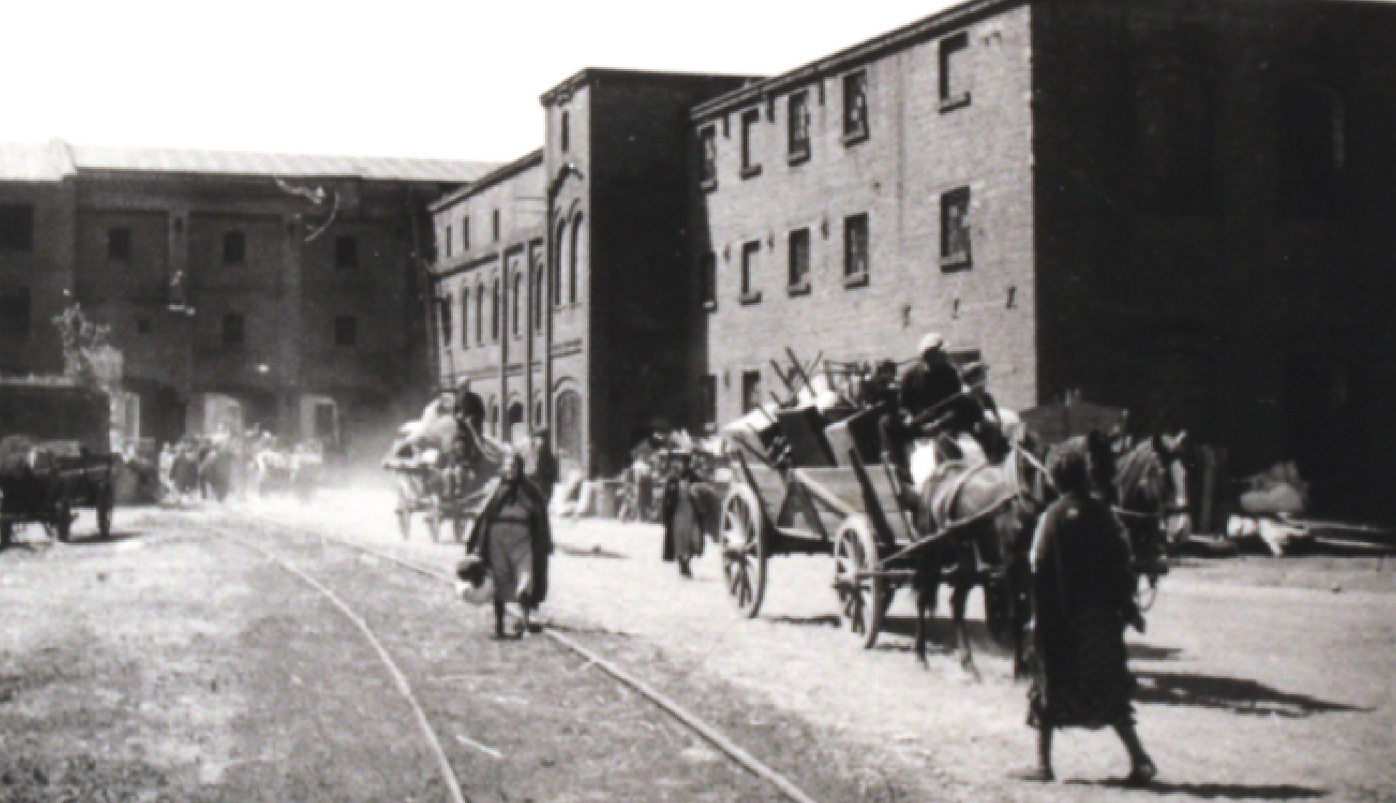 Historic Photos of a Little-Known Outdoor Jewish Ghetto